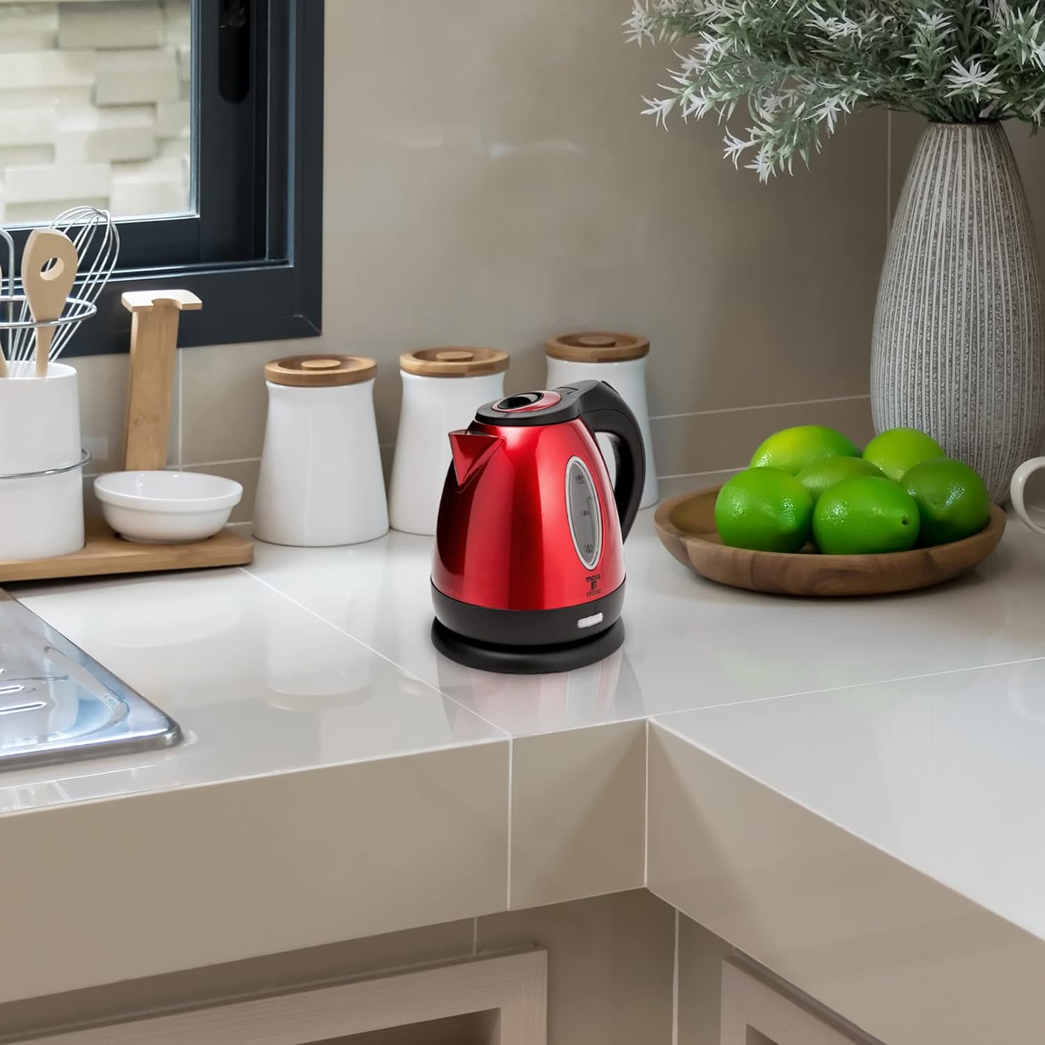 Moss & Stone Electric Kettle Review - Outdoor Life Reviews